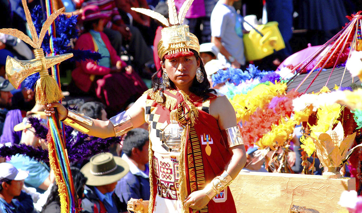 Enhanced look at the new support hero : r/Competitiveoverwatch